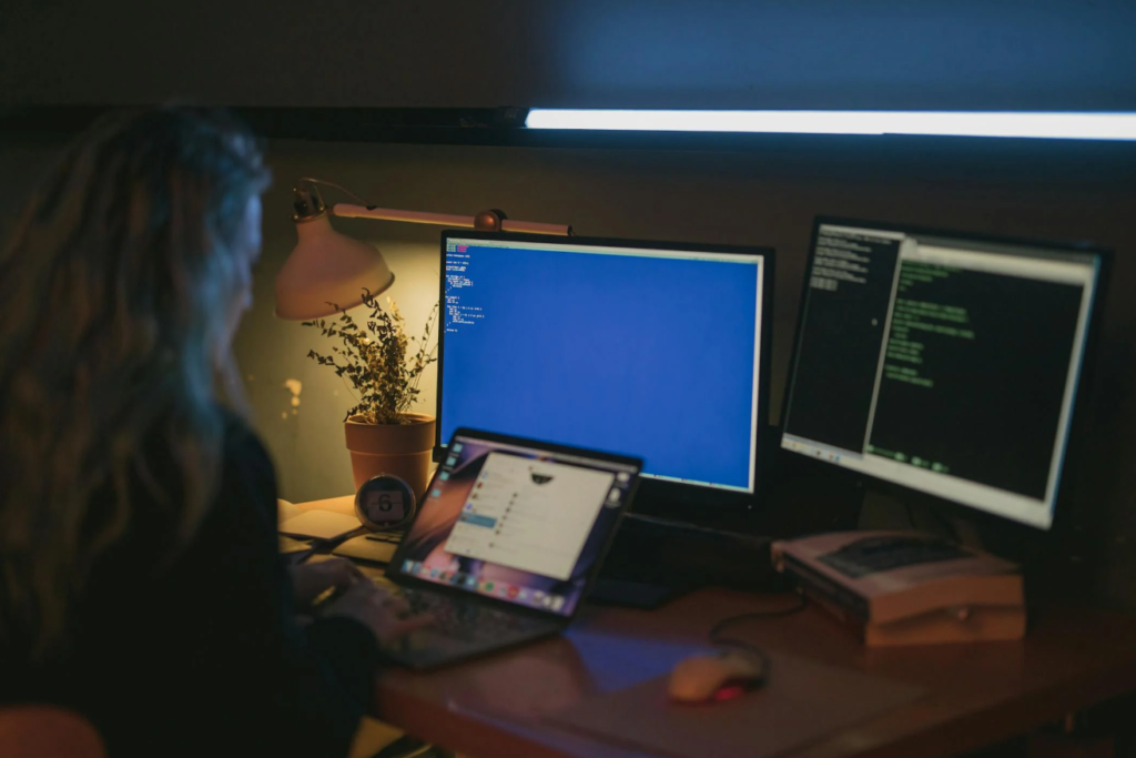 How to Check if a List, Tuple or Dictionary is Empty in Python - Python ...